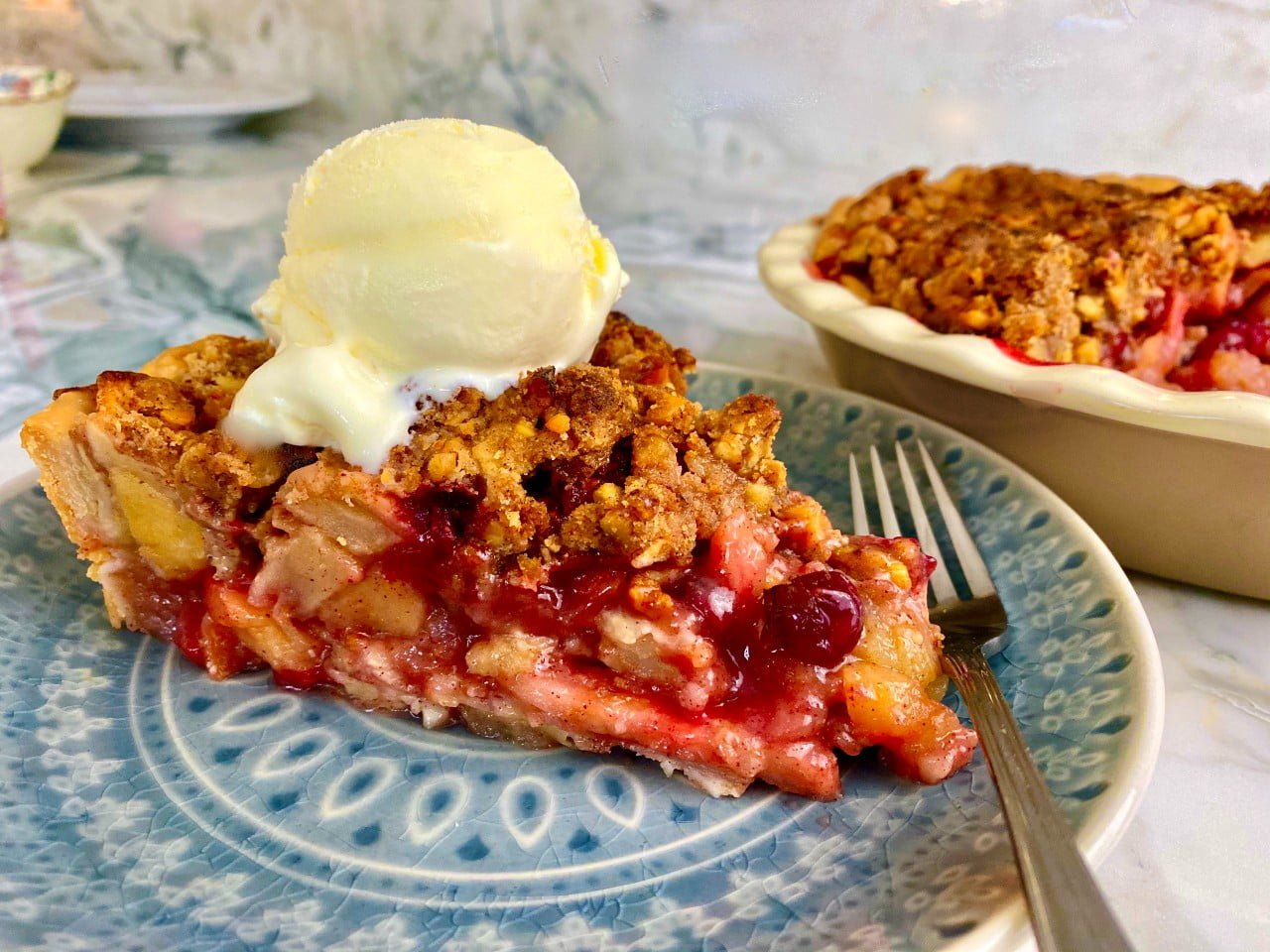APPLE CRANBERRY PIE WITH WALNUT CRUMBLE TOPPING - Dish off the Block