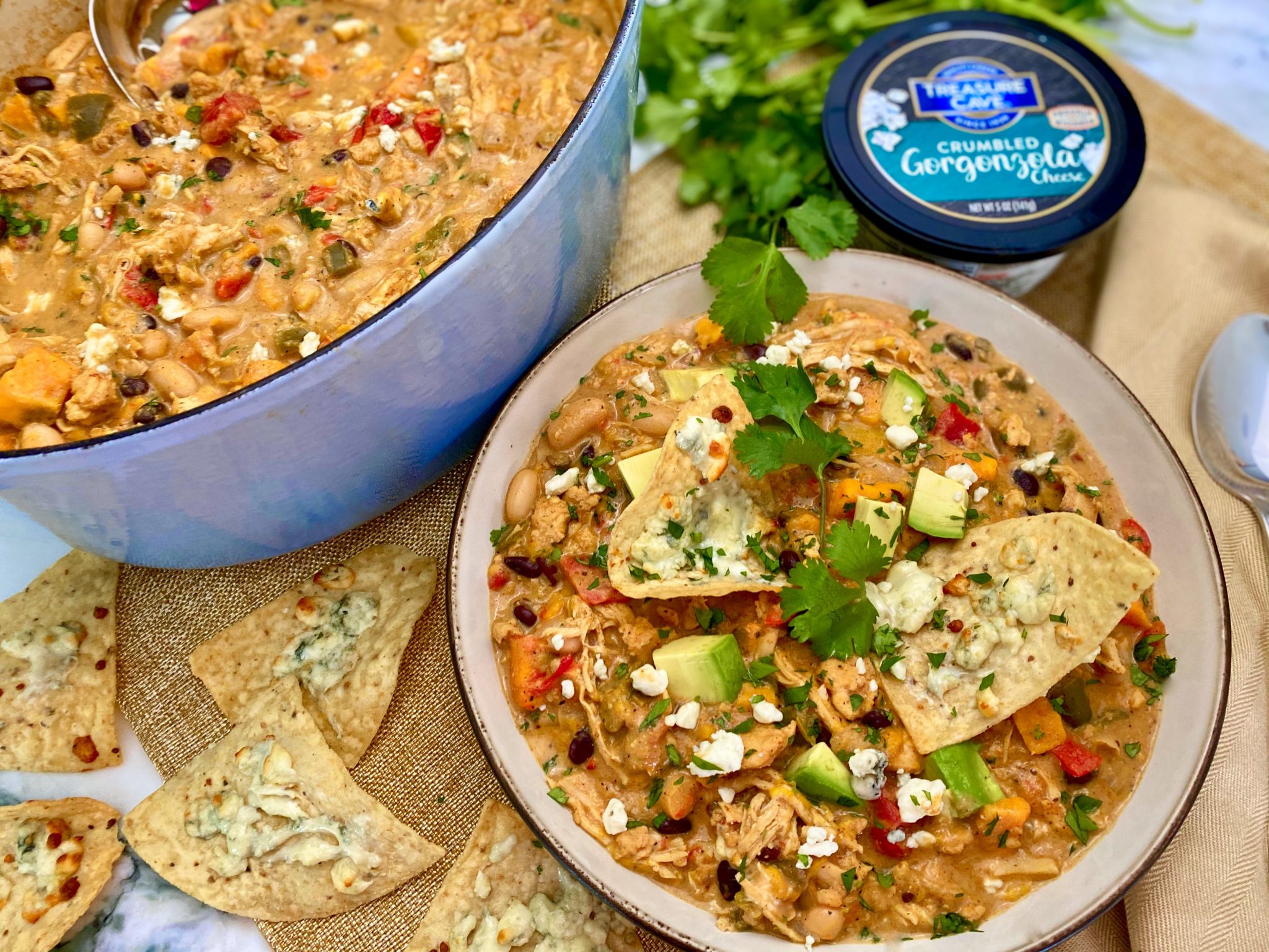 FUNKY PEACHY CHICKEN CHILI WITH AVOCADO AND GORGONZOLA NACHO TOPPERS ...
