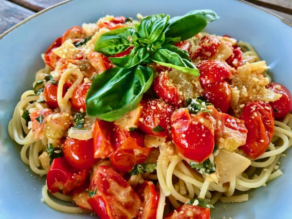 CHERRY TOMATO AND BASIL PASTA - Dish off the Block