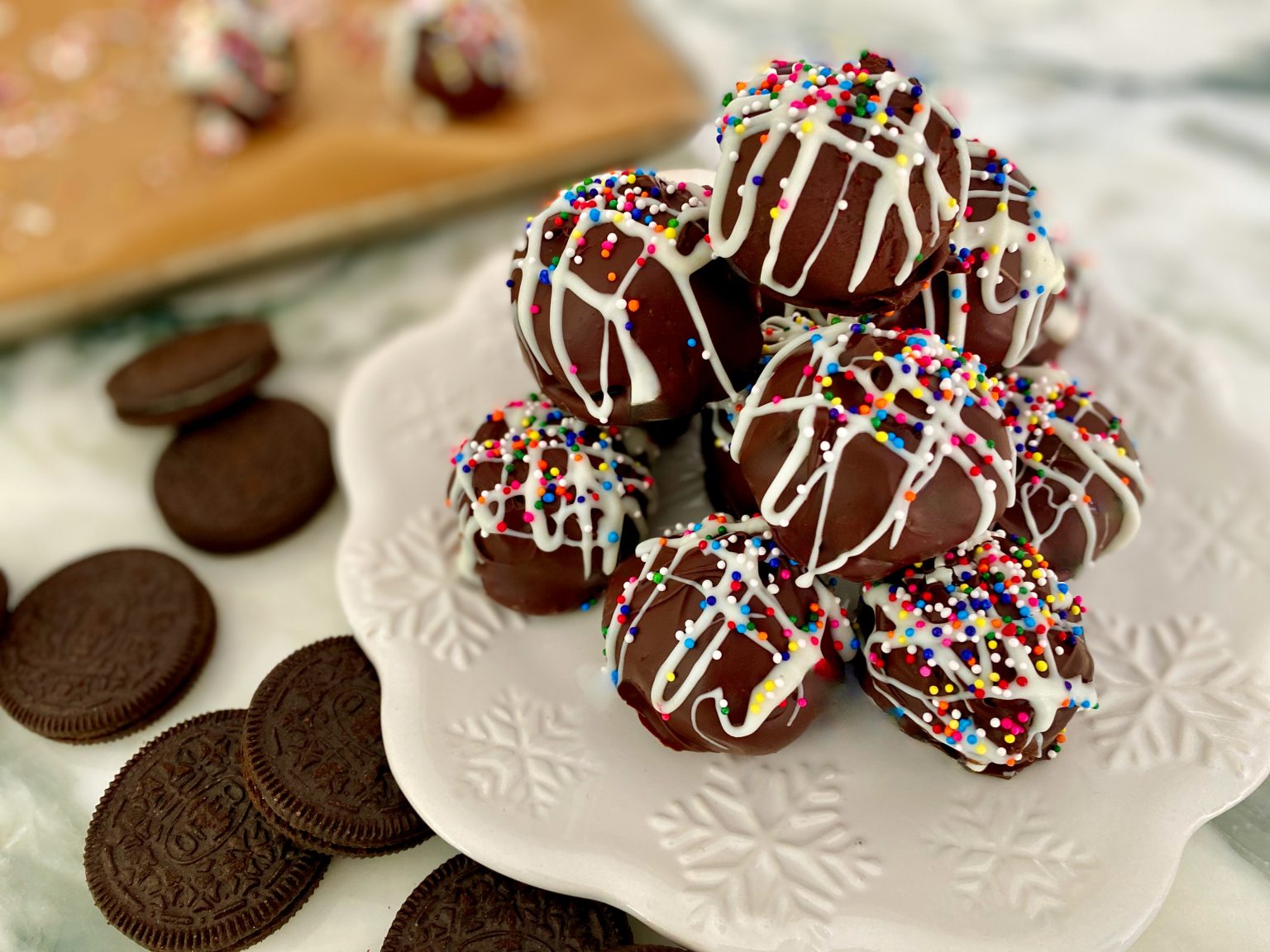 OREO TRUFFLES - Dish off the Block