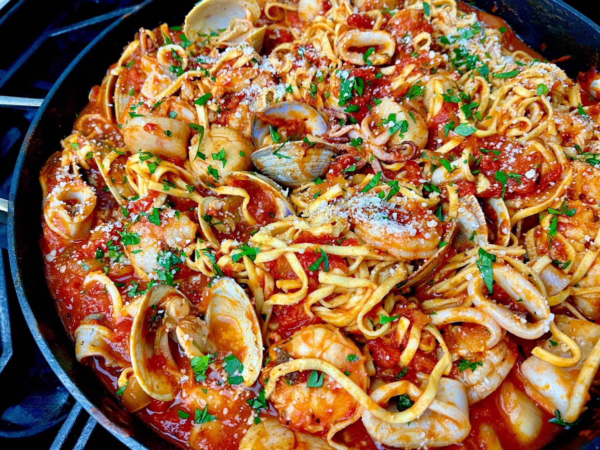 SEAFOOD FRA DIAVOLO - Dish off the Block